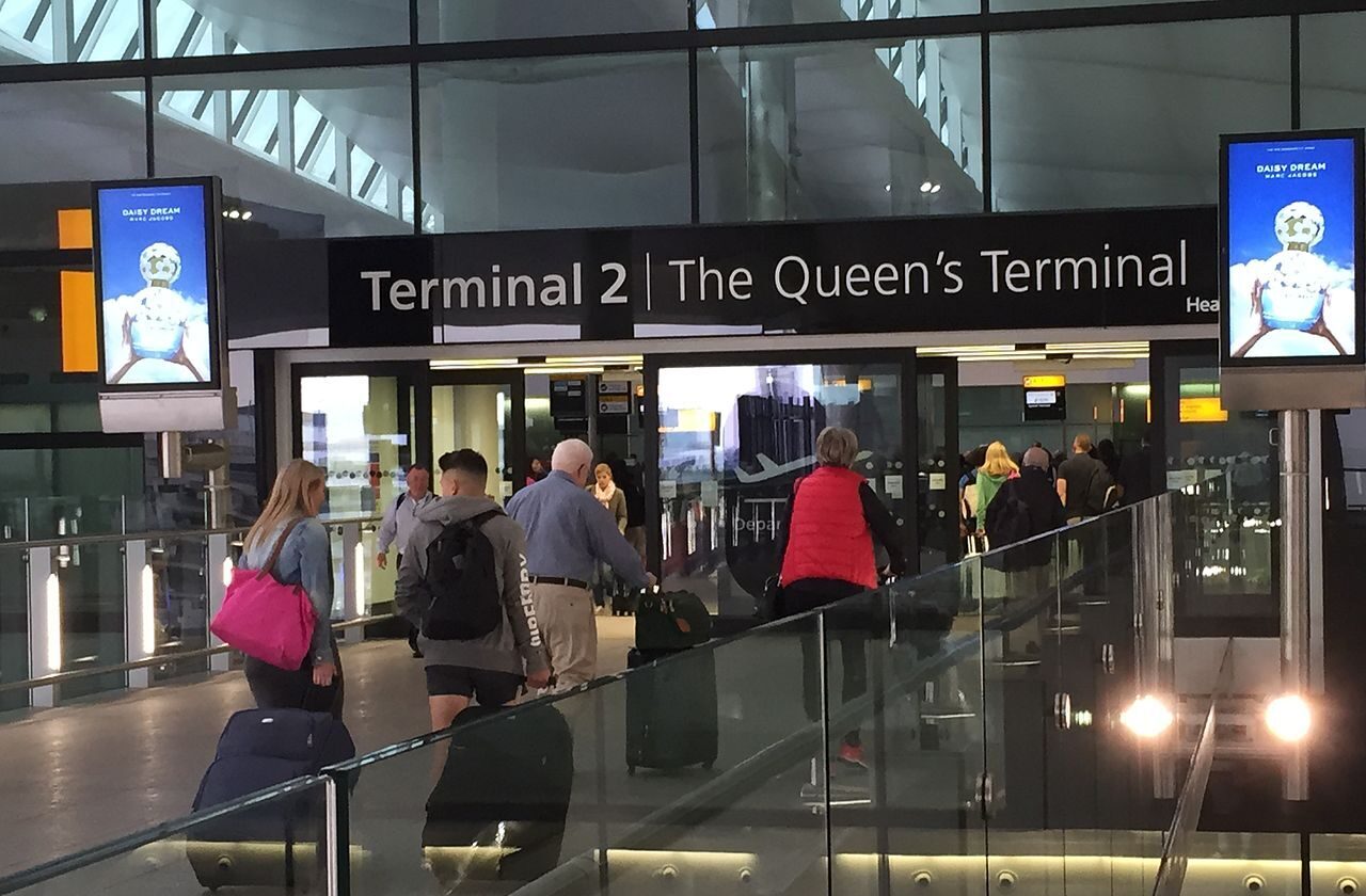 Heathrow Terminal 2 Pick-up Point - Britway Airport Transfer